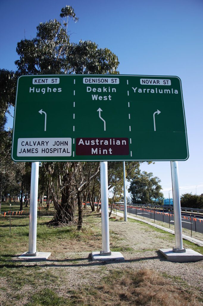 Signfix Website | Optimast® Frangible Sign Supports for ACT Directional ...